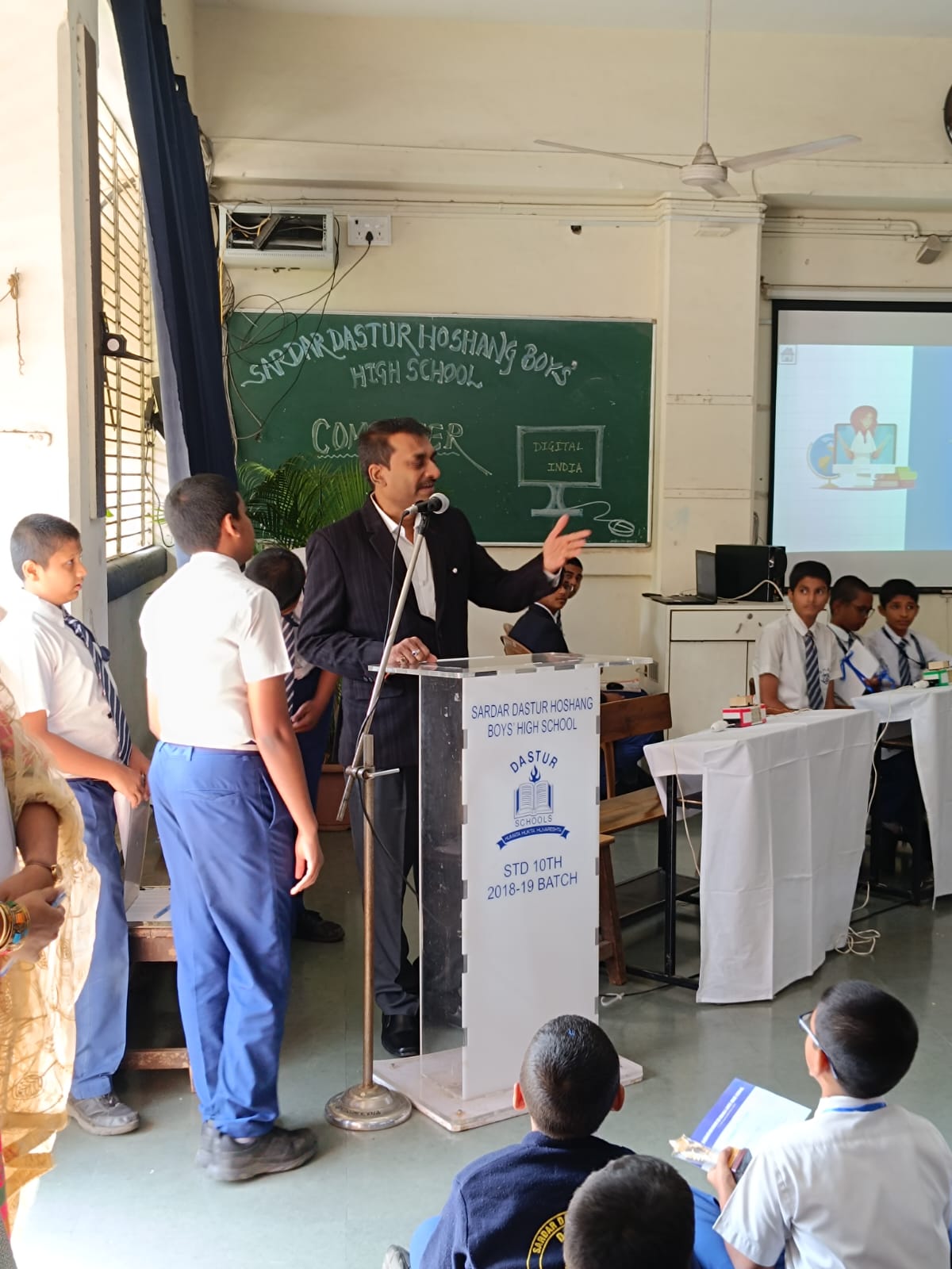 The Sardar Dastur Hoshang Boys' High School, Pune | Home